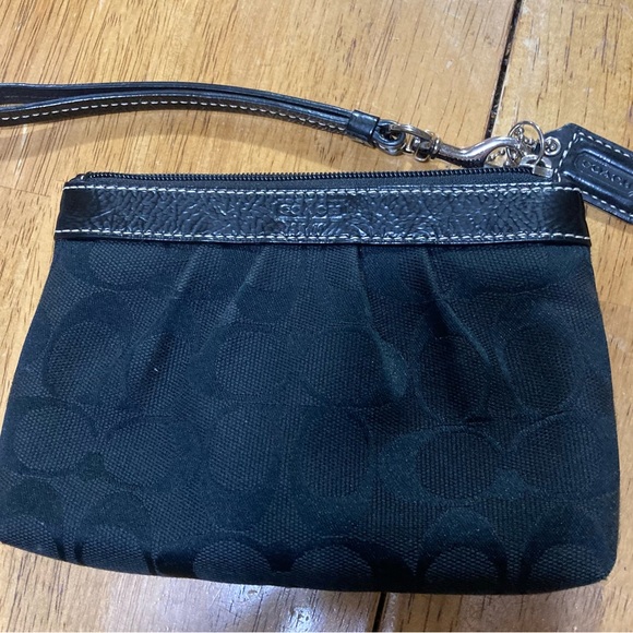 Coach | Bags | Super Cute Coach Coin Bag Black Color 5tall 65 Wide No ...